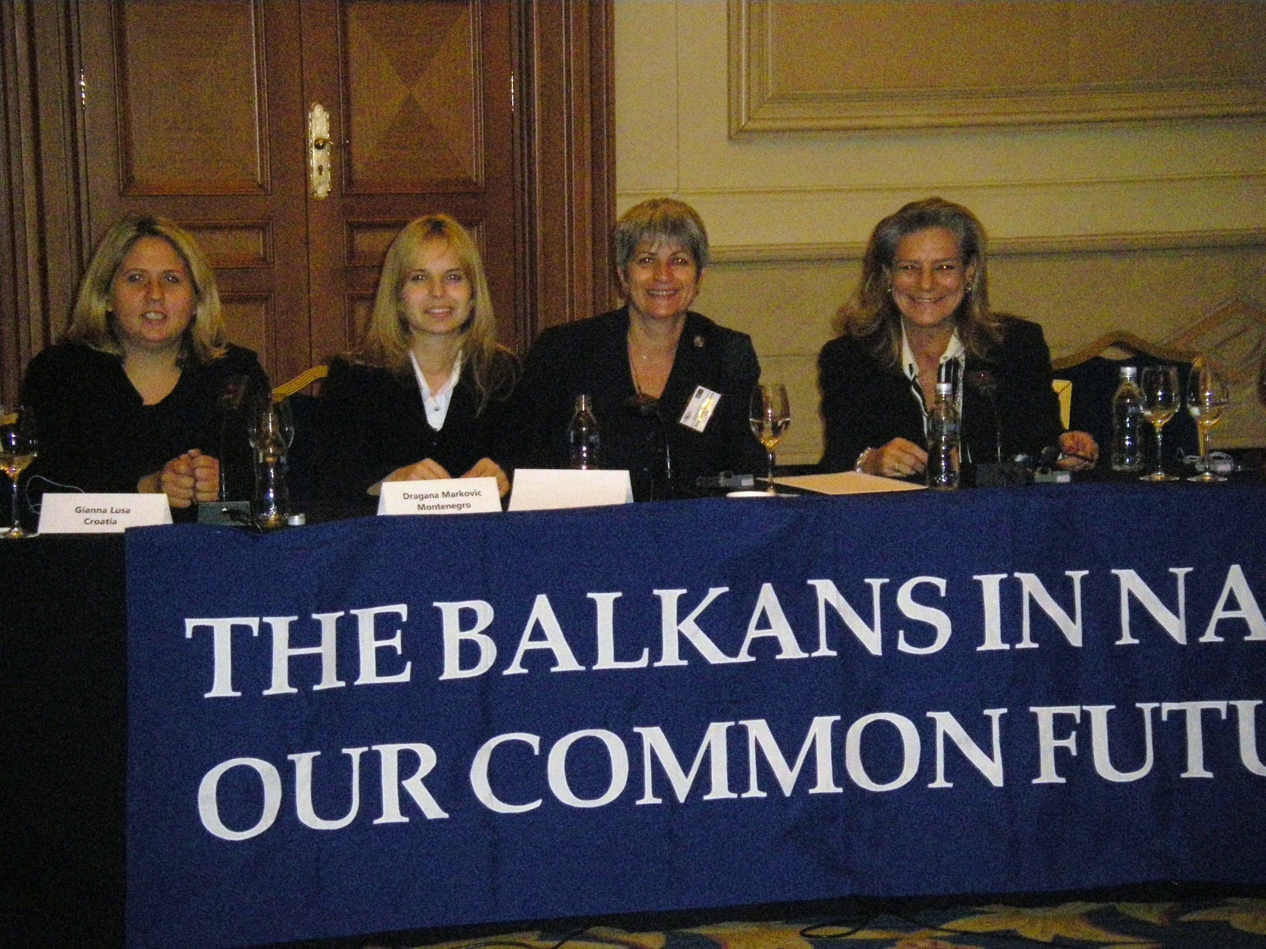 Ποιοί Είμαστε – WIIS Hellas